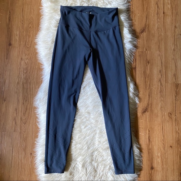 Old Navy | Pants & Jumpsuits | Old Navy Active Grey Workout Legging ...